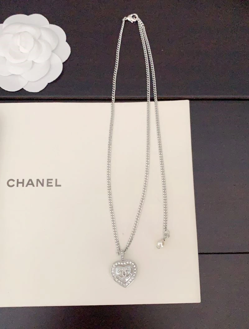 Cut-rate Chanel Necklaces