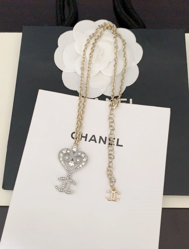 Cut-rate Chanel Necklaces