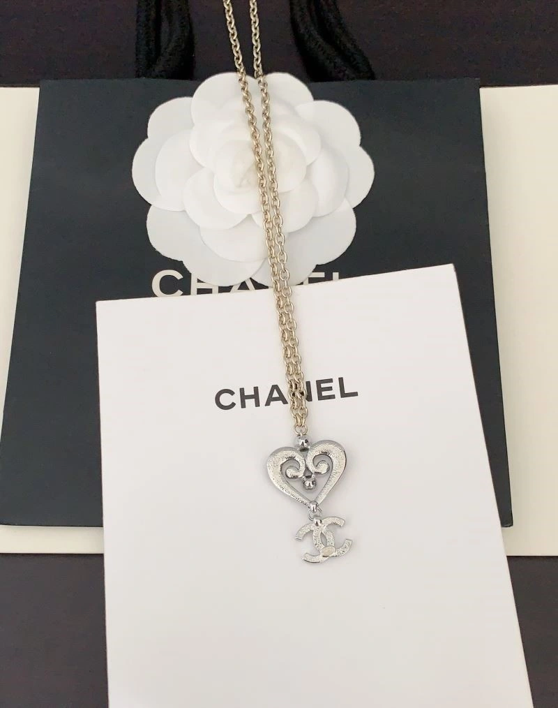 Cut-rate Chanel Necklaces