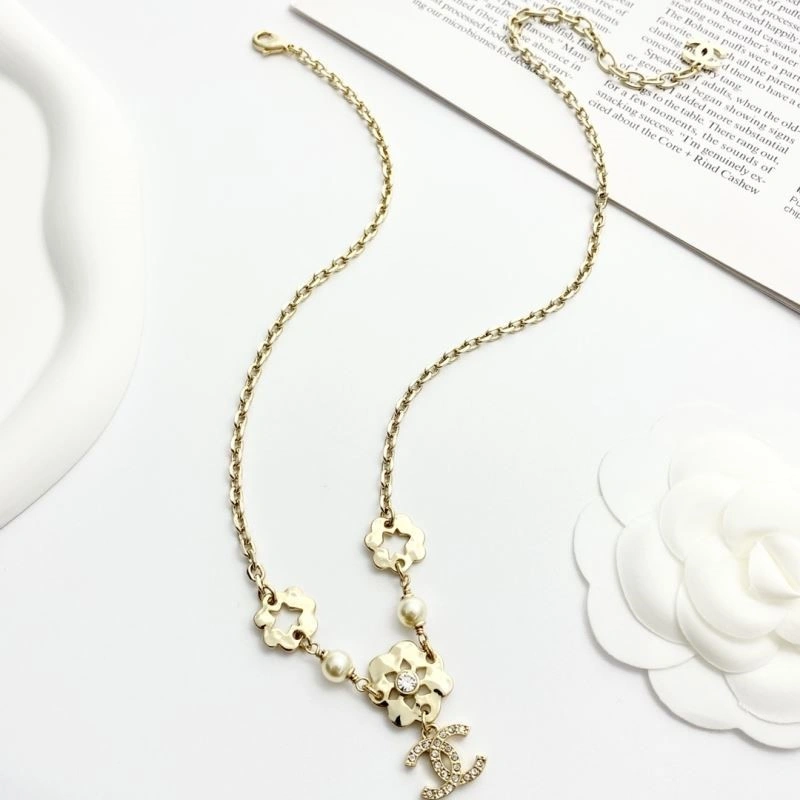Cut-rate Chanel Necklaces