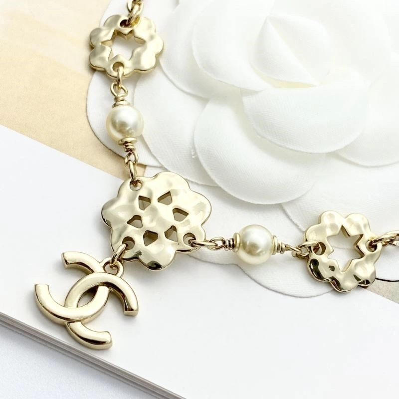 Cut-rate Chanel Necklaces