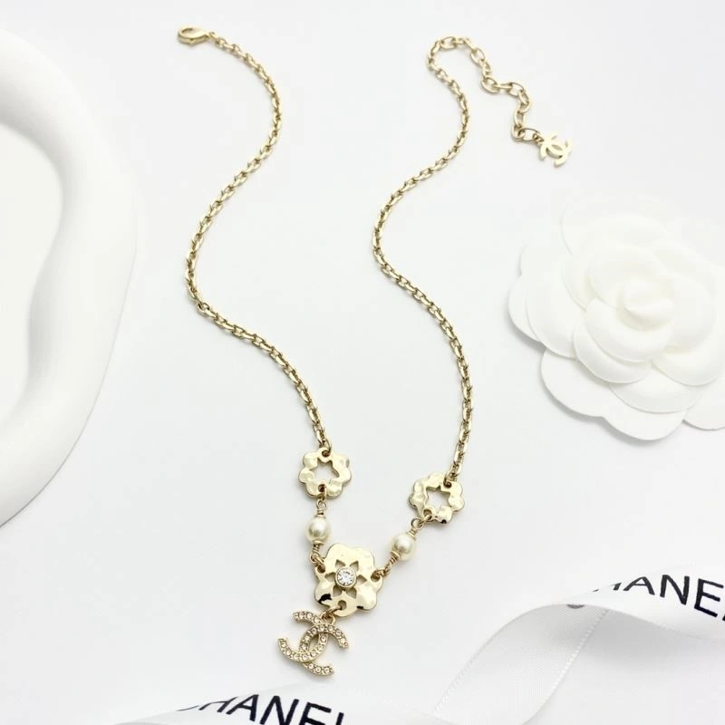 Cut-rate Chanel Necklaces