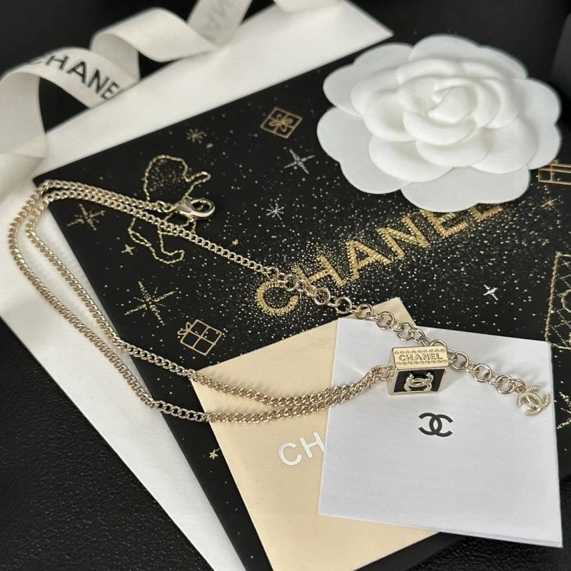 Low-cost Chanel Necklaces
