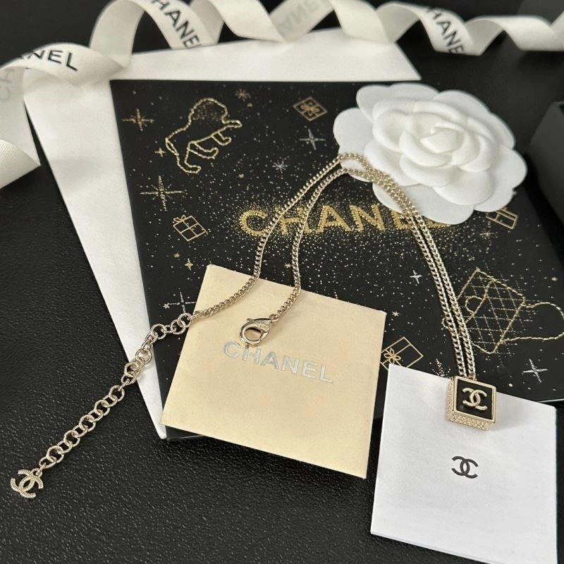 Low-cost Chanel Necklaces
