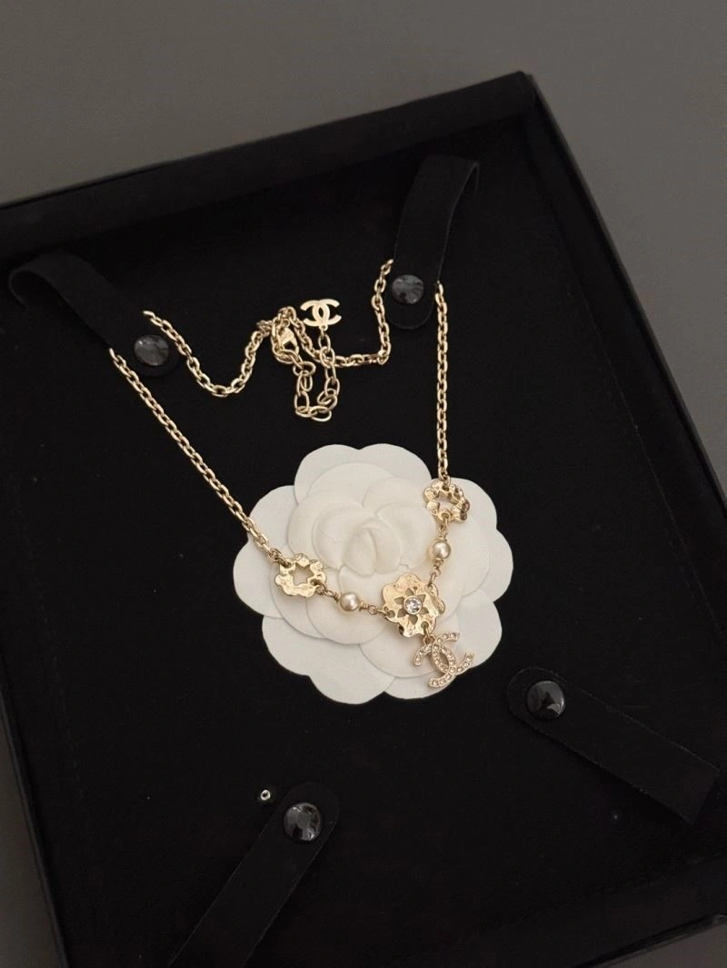 Value-priced Chanel Necklaces