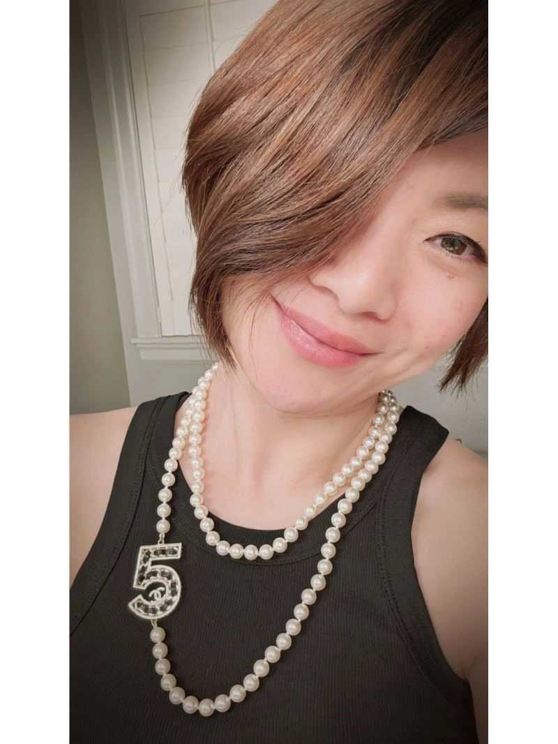 Indistinguishable Chanel Necklaces