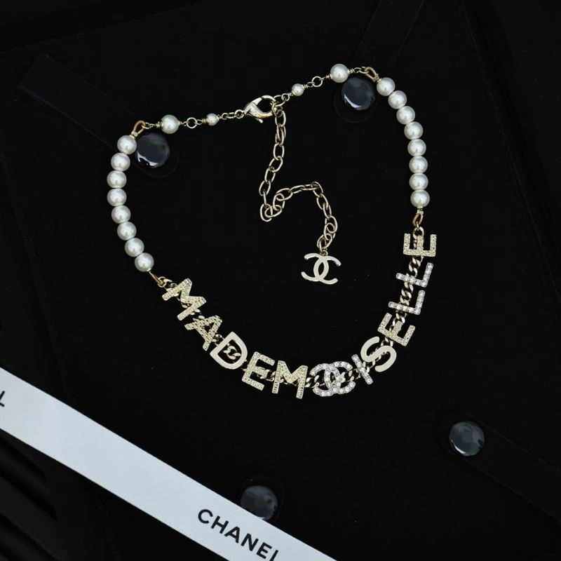 Accurate model Chanel Necklaces