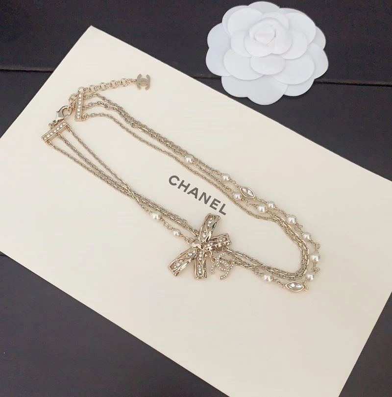 Accurate model Chanel Necklaces