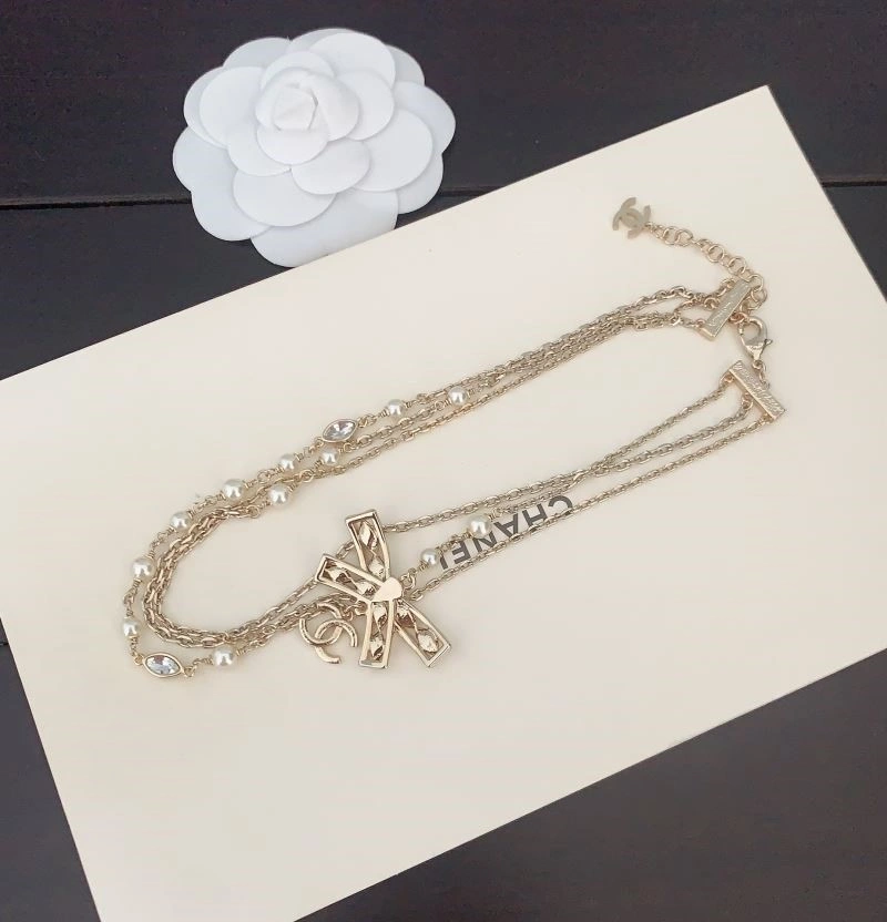 Accurate model Chanel Necklaces