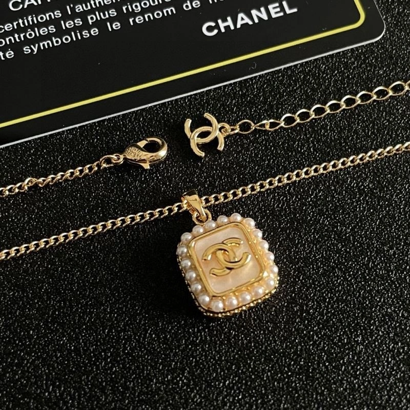 Precise copy Chanel Necklaces