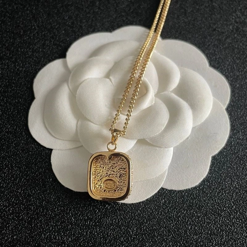 Precise copy Chanel Necklaces