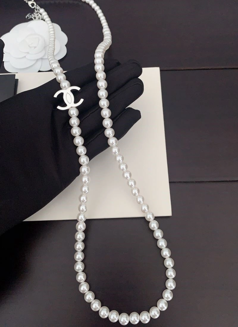 Indistinguishable Chanel Necklaces