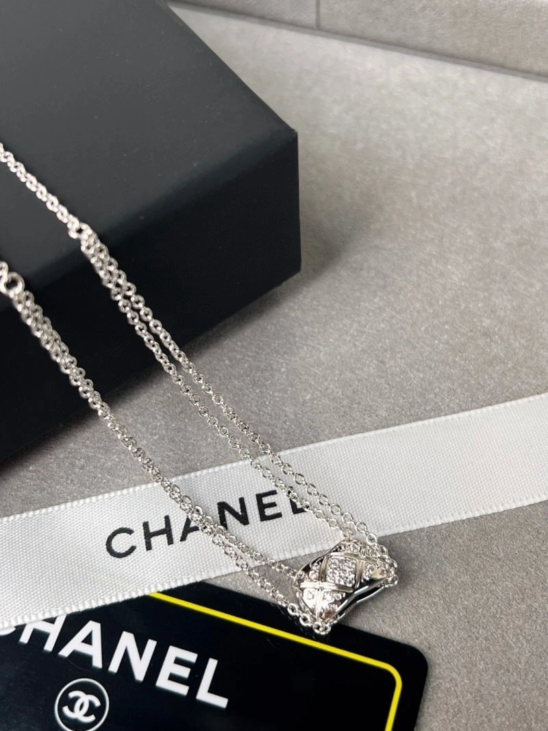 Original Chanel Necklaces