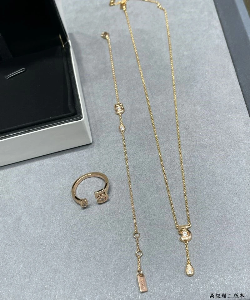 Official Chanel Necklaces