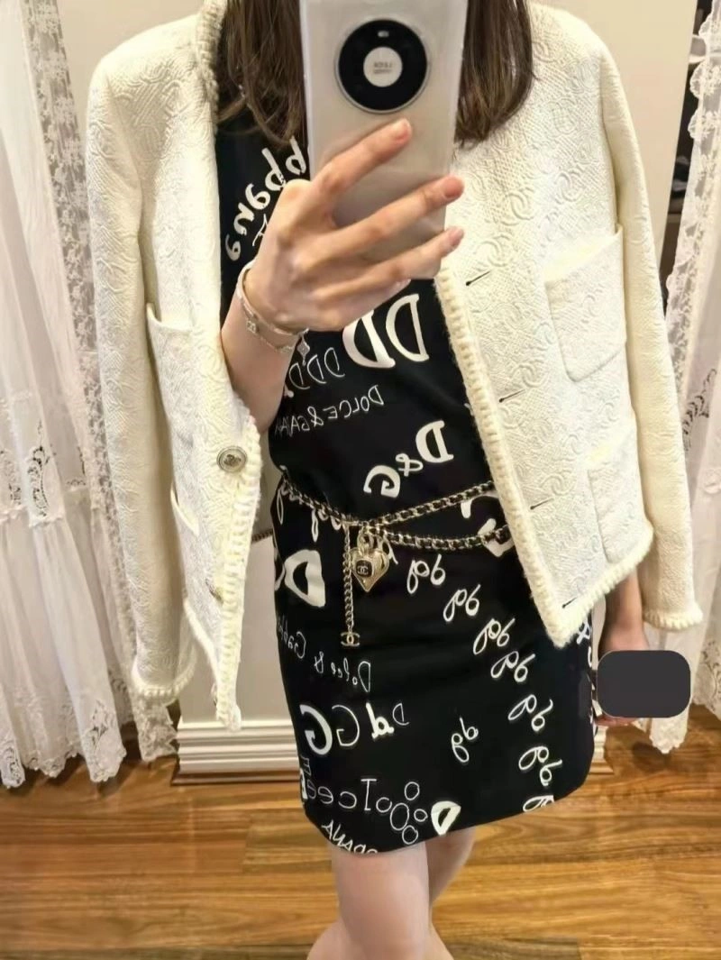 Top mirror Chanel Necklaces
