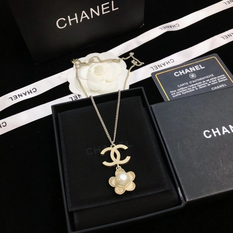 Original Chanel Necklaces