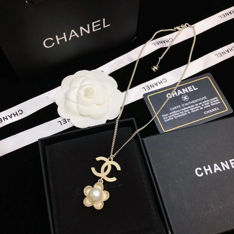 Original Chanel Necklaces