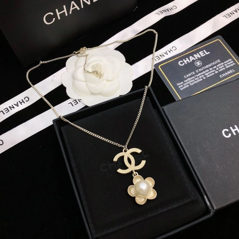 Original Chanel Necklaces