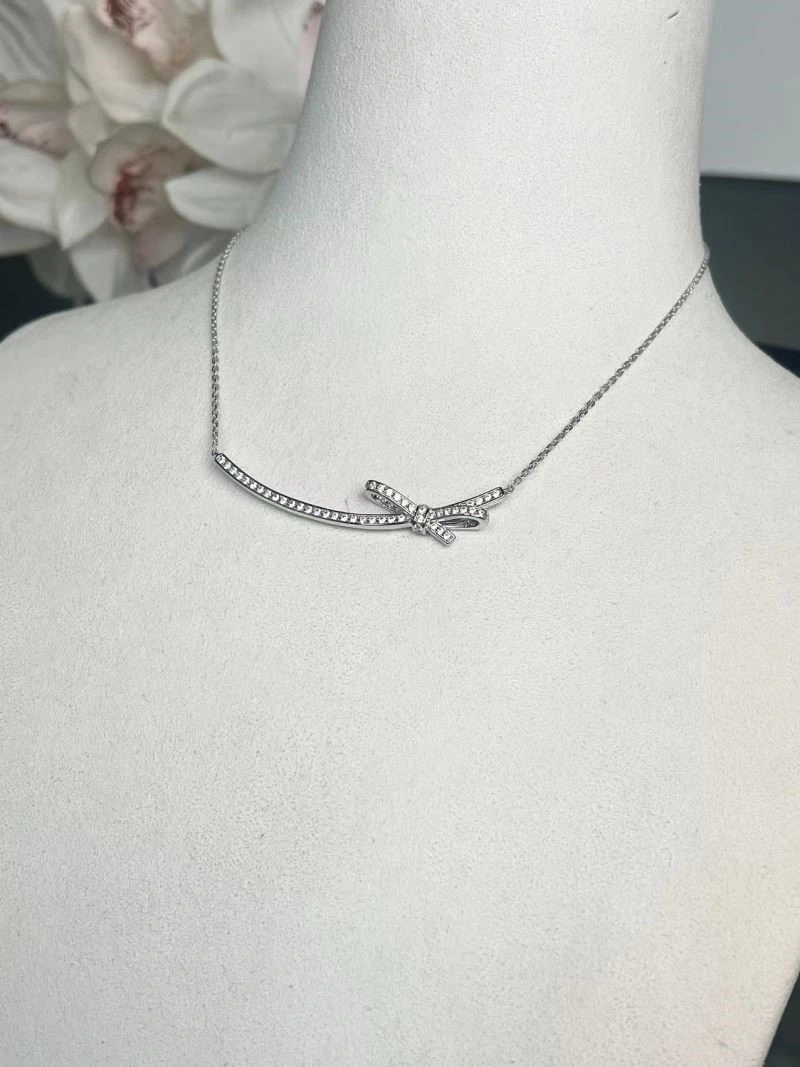 Top match Chanel Necklaces