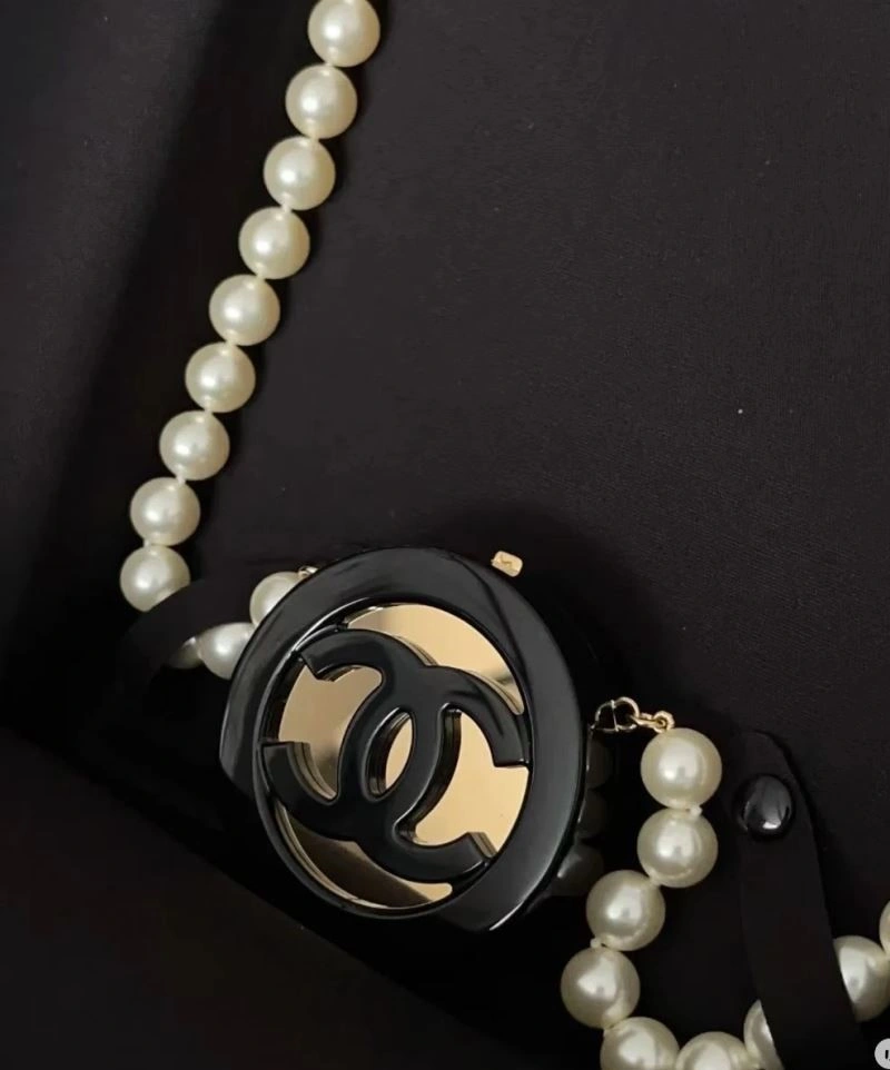 Value-priced Chanel Necklaces