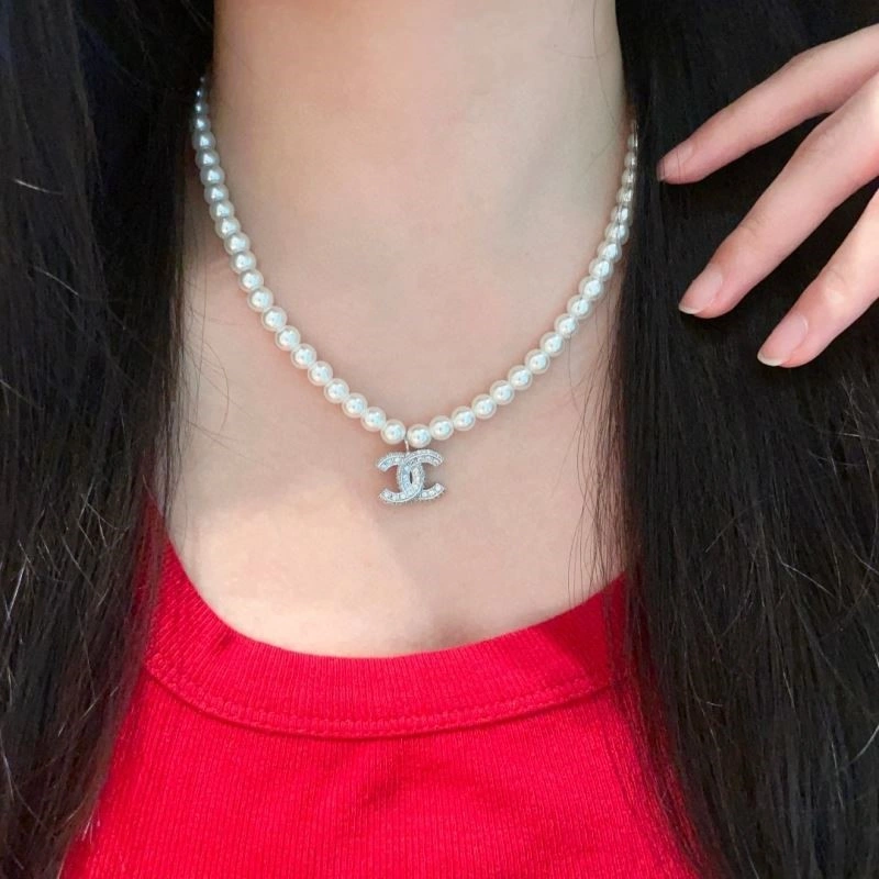 Low-cost Chanel Necklaces
