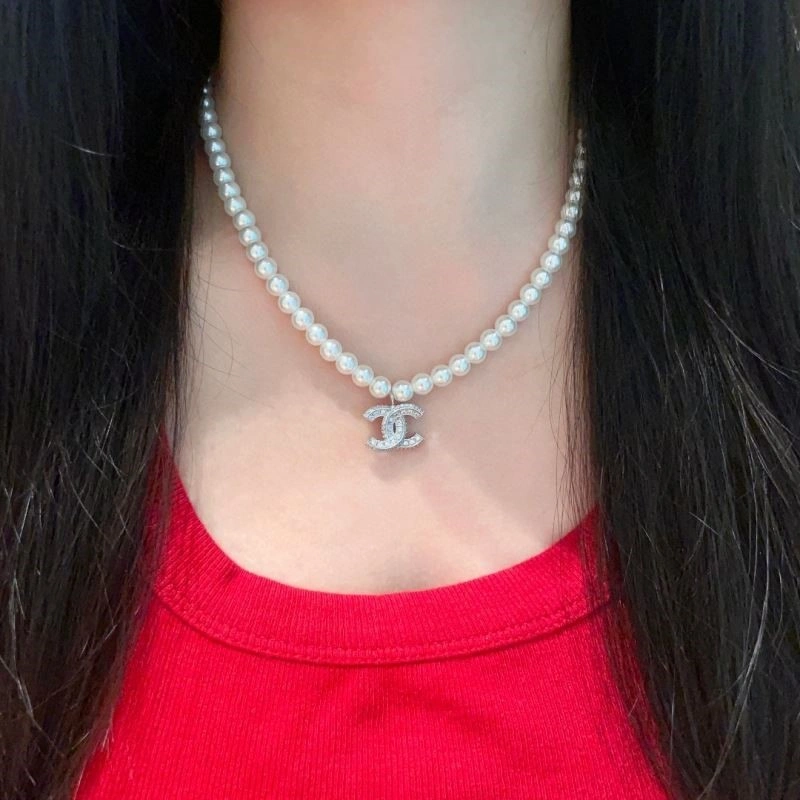 Low-cost Chanel Necklaces