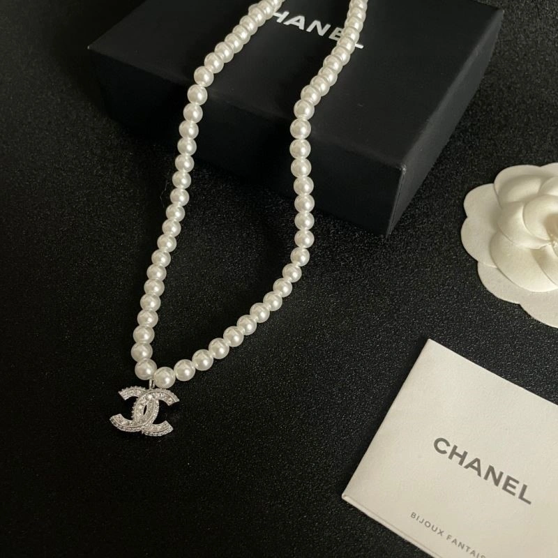 Low-cost Chanel Necklaces