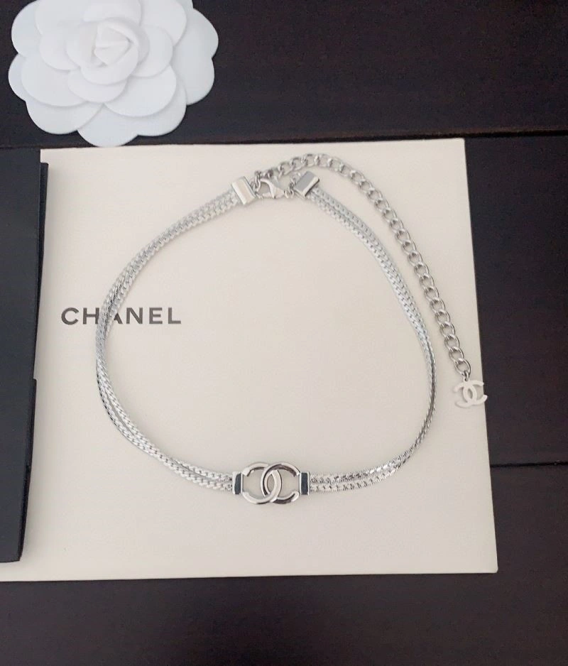 Accurate model Chanel Necklaces
