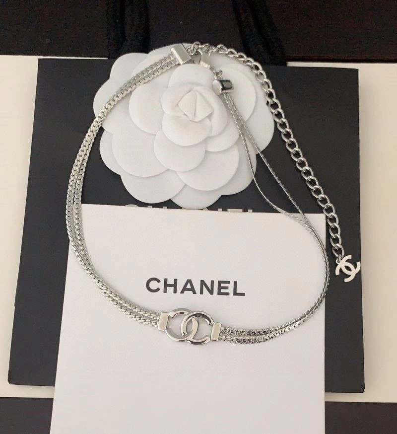 Accurate model Chanel Necklaces