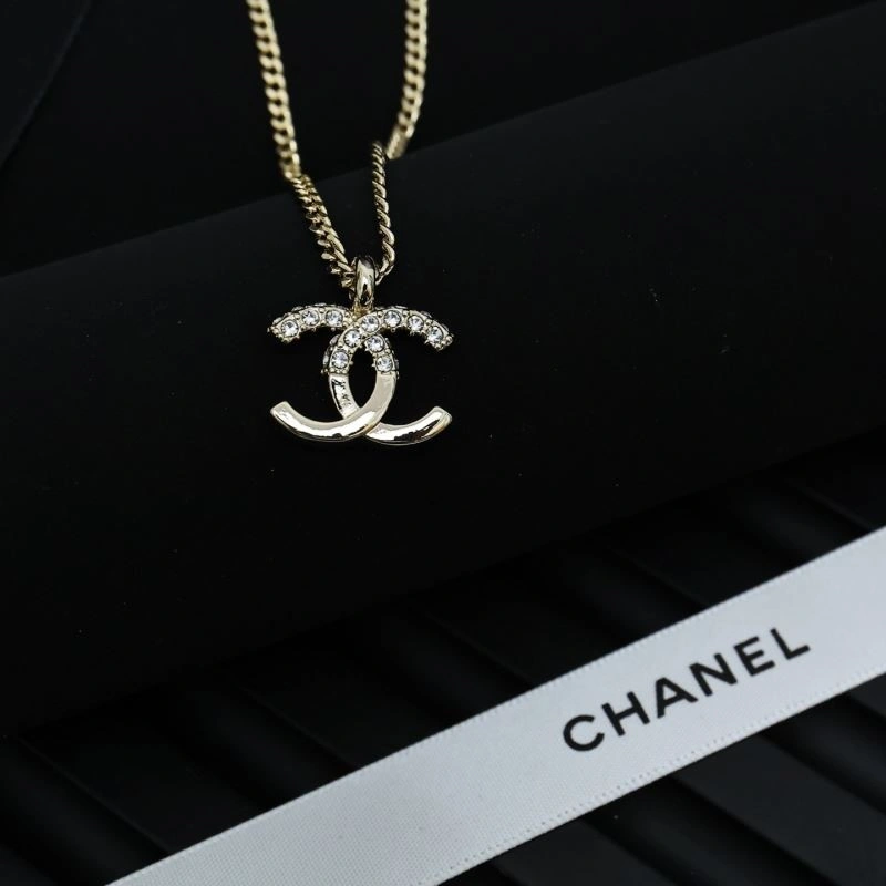 1:1 copy Chanel Necklaces