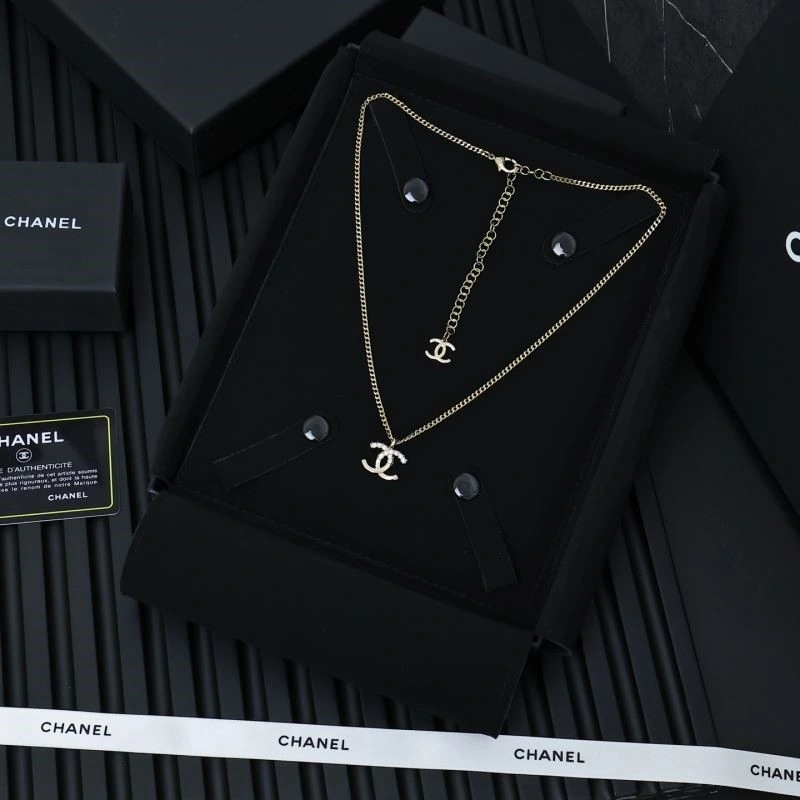 1:1 copy Chanel Necklaces