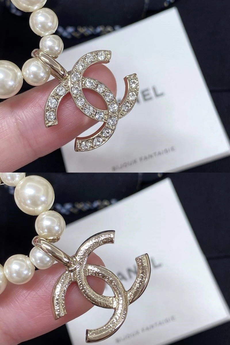 Top mirror Chanel Necklaces