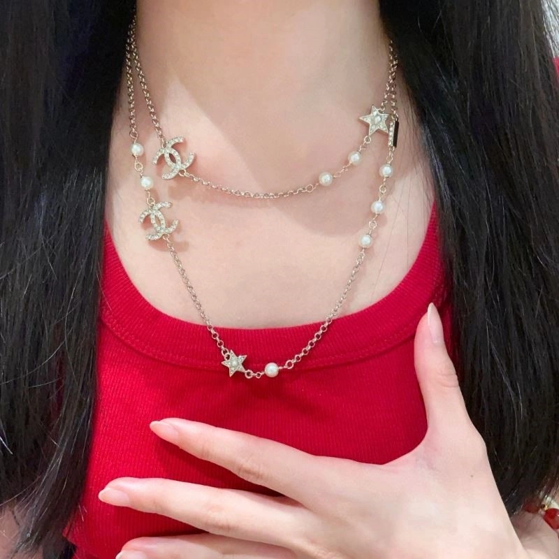 Top match Chanel Necklaces