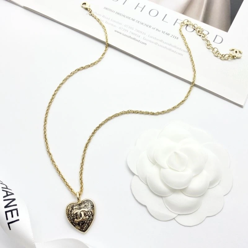 Low-cost Chanel Necklaces