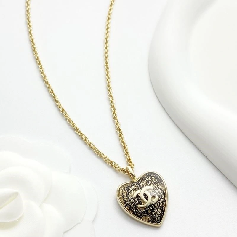 Low-cost Chanel Necklaces
