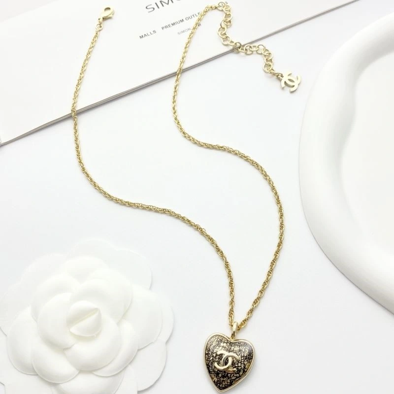 Low-cost Chanel Necklaces