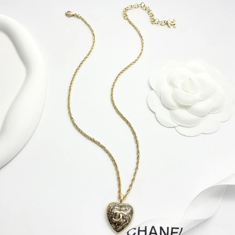 Low-cost Chanel Necklaces