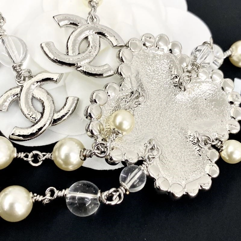 Indistinguishable Chanel Necklaces