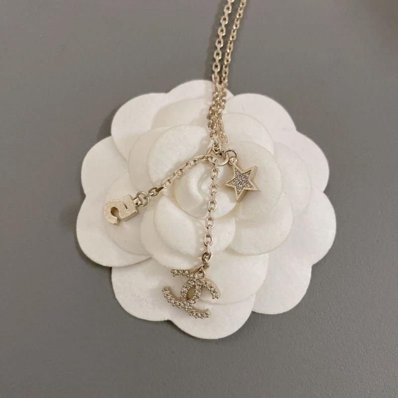 Accurate model Chanel Necklaces