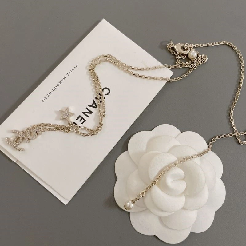 Accurate model Chanel Necklaces