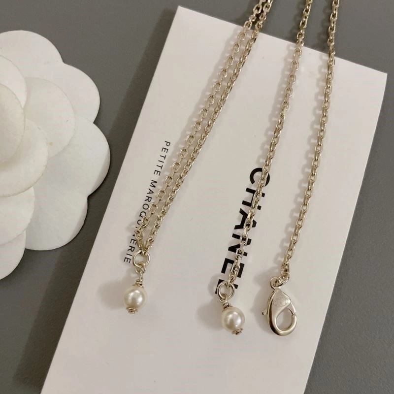Accurate model Chanel Necklaces
