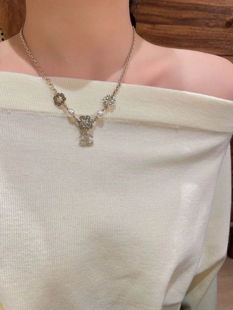 Exact replica Chanel Necklaces