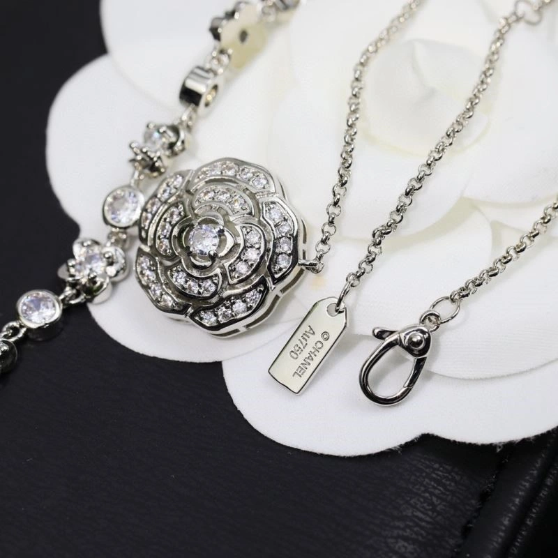 Inexpensive Chanel Necklaces