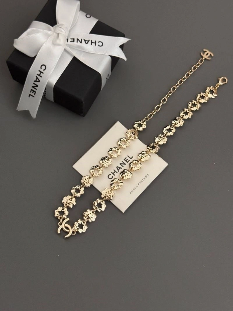 Low-cost Chanel Necklaces