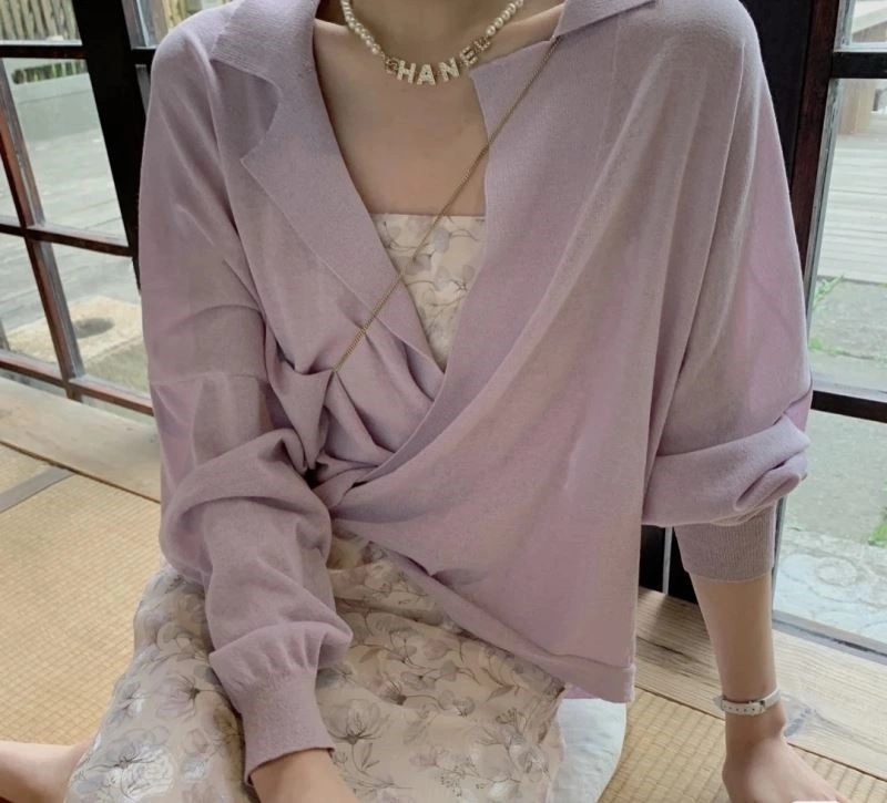 Indistinguishable Chanel Necklaces
