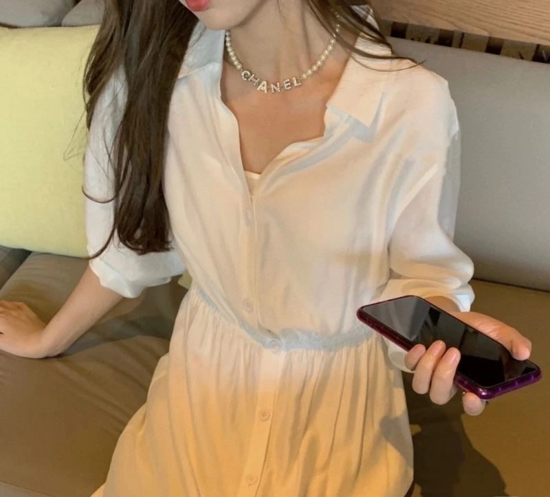 Indistinguishable Chanel Necklaces