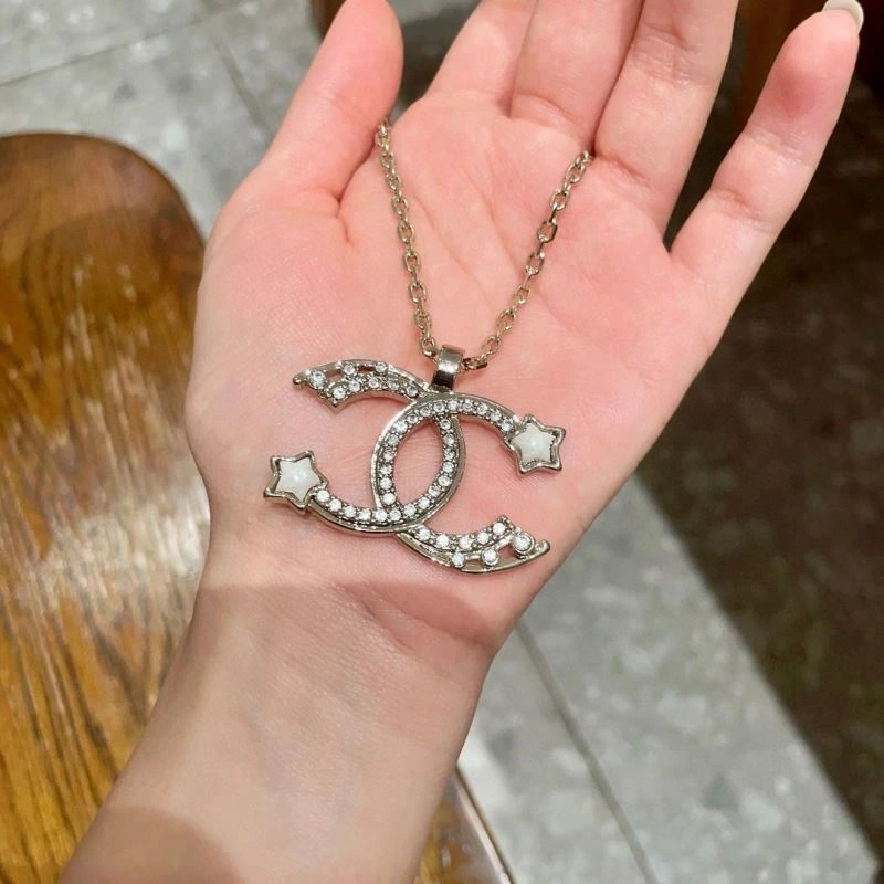 Original Chanel Necklaces
