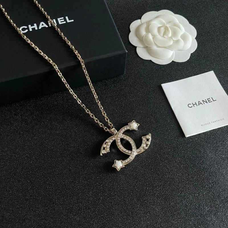 Original Chanel Necklaces