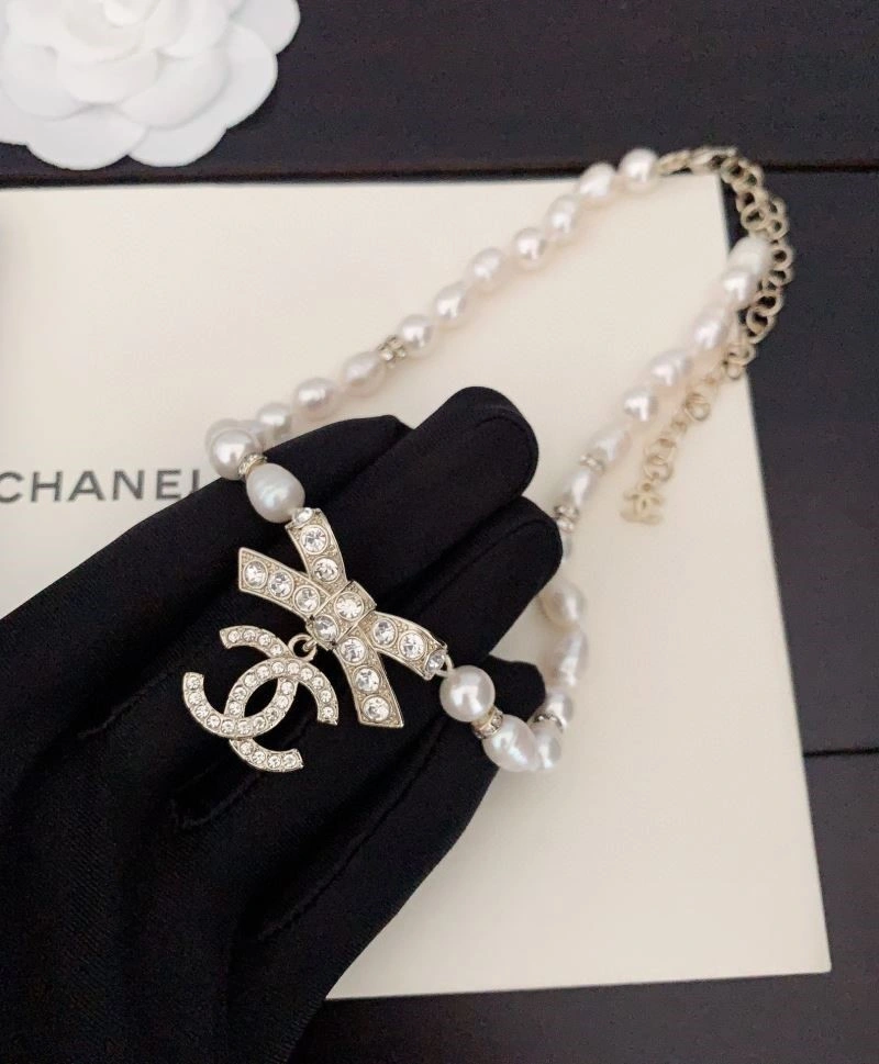 Accurate model Chanel Necklaces