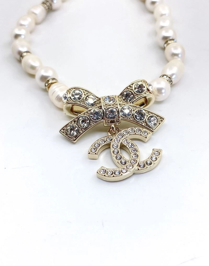 Accurate model Chanel Necklaces